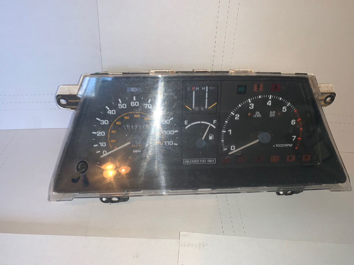 1984-1989 Toyota Van SR5 Speedometer Tachometer – Toyota4Low